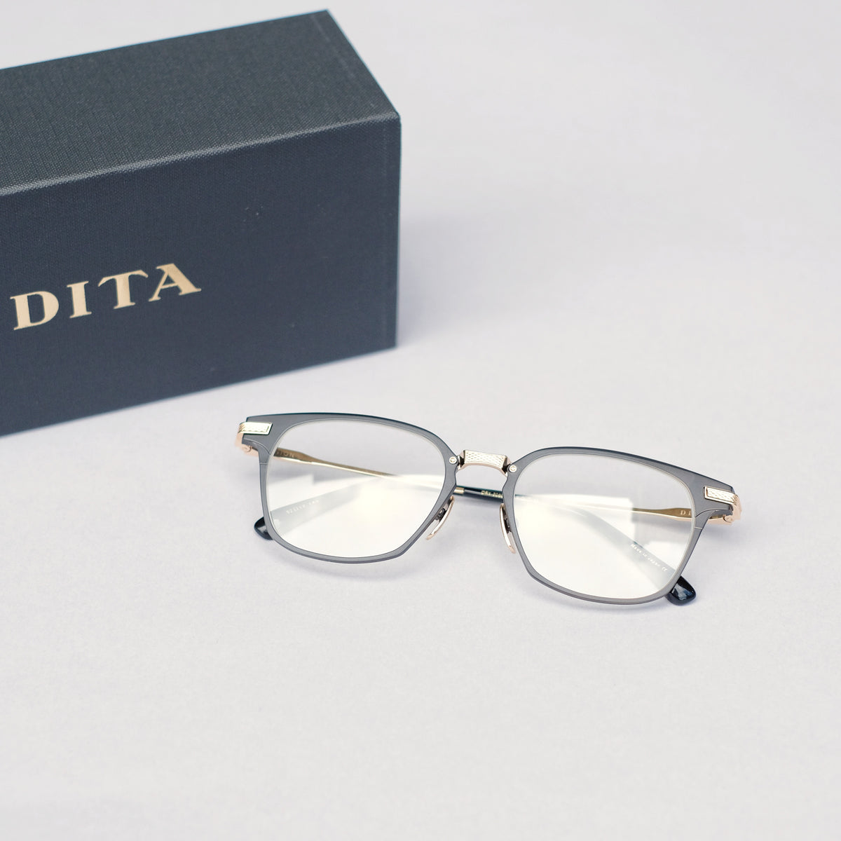 Dita - Union – BROGUE