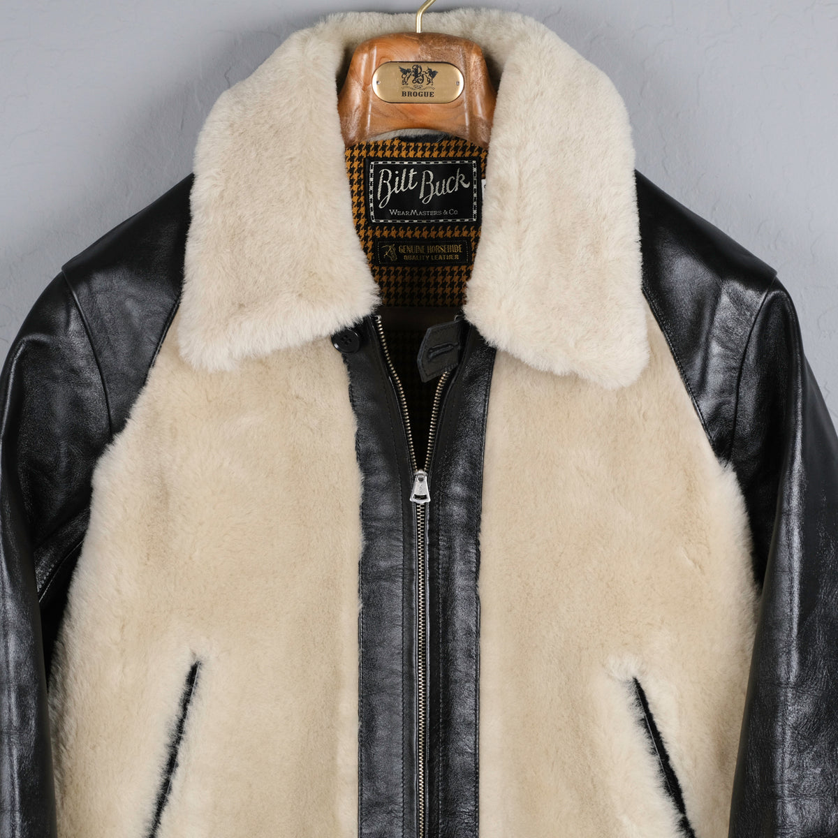 Attractions Lot. 500 Grizzly Jacket (White/Black) – BROGUE